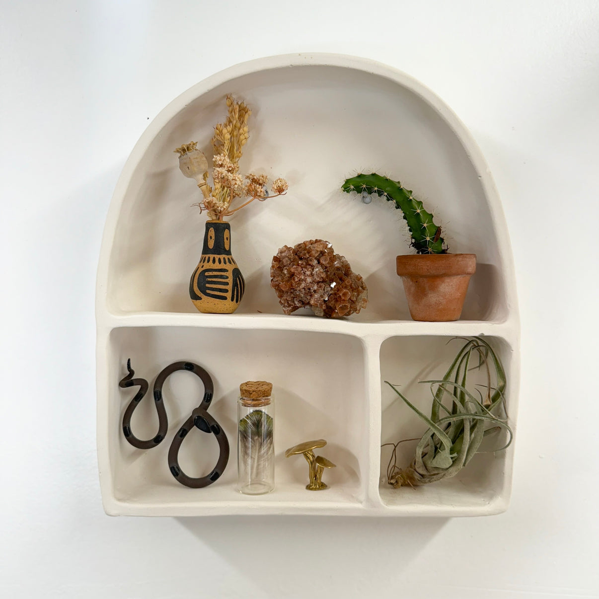 Cement Altar of Inspiration No. 1 in White – The Minimalist Ceramist
