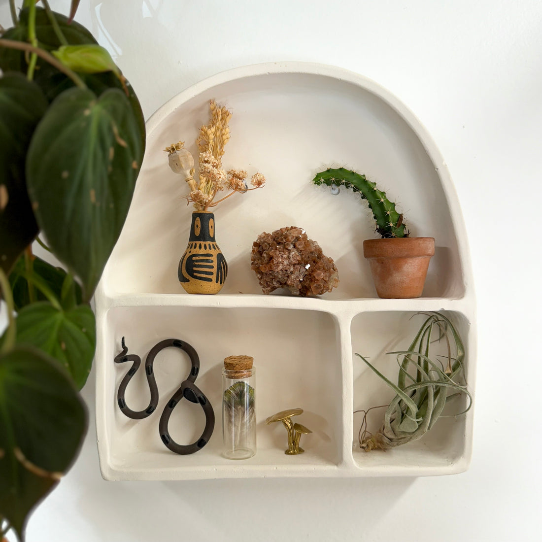 Cement Altar of Inspiration No. 1 in White – The Minimalist Ceramist